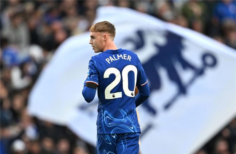 Cole Palmer entre dans l’histoire de la Premier League avec un triplé ...