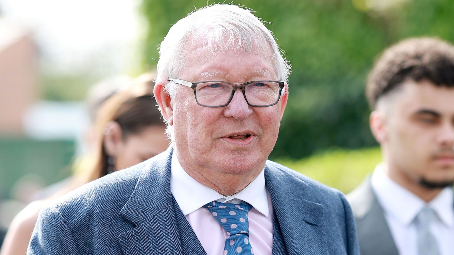 Ferguson Trolls Arsenal While Congratulating PSG Boss - fanzword